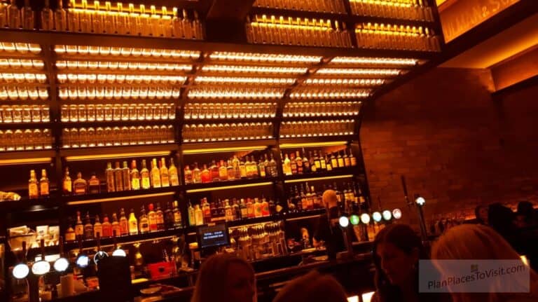 12 Best Halifax Pubs Before a Piece Hall Gig