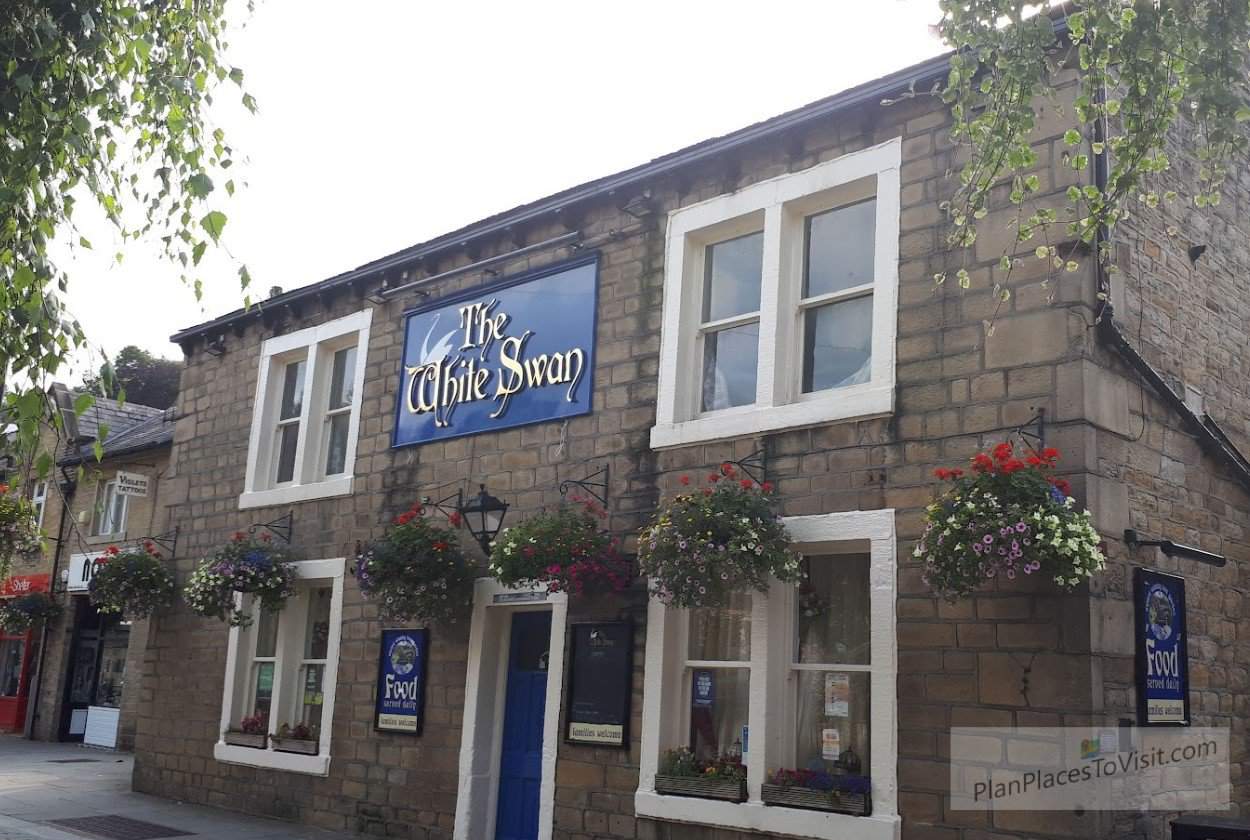 Best Hebden Bridge Beer & Hebden Bridge Bars (2023) - Plan Places To Visit